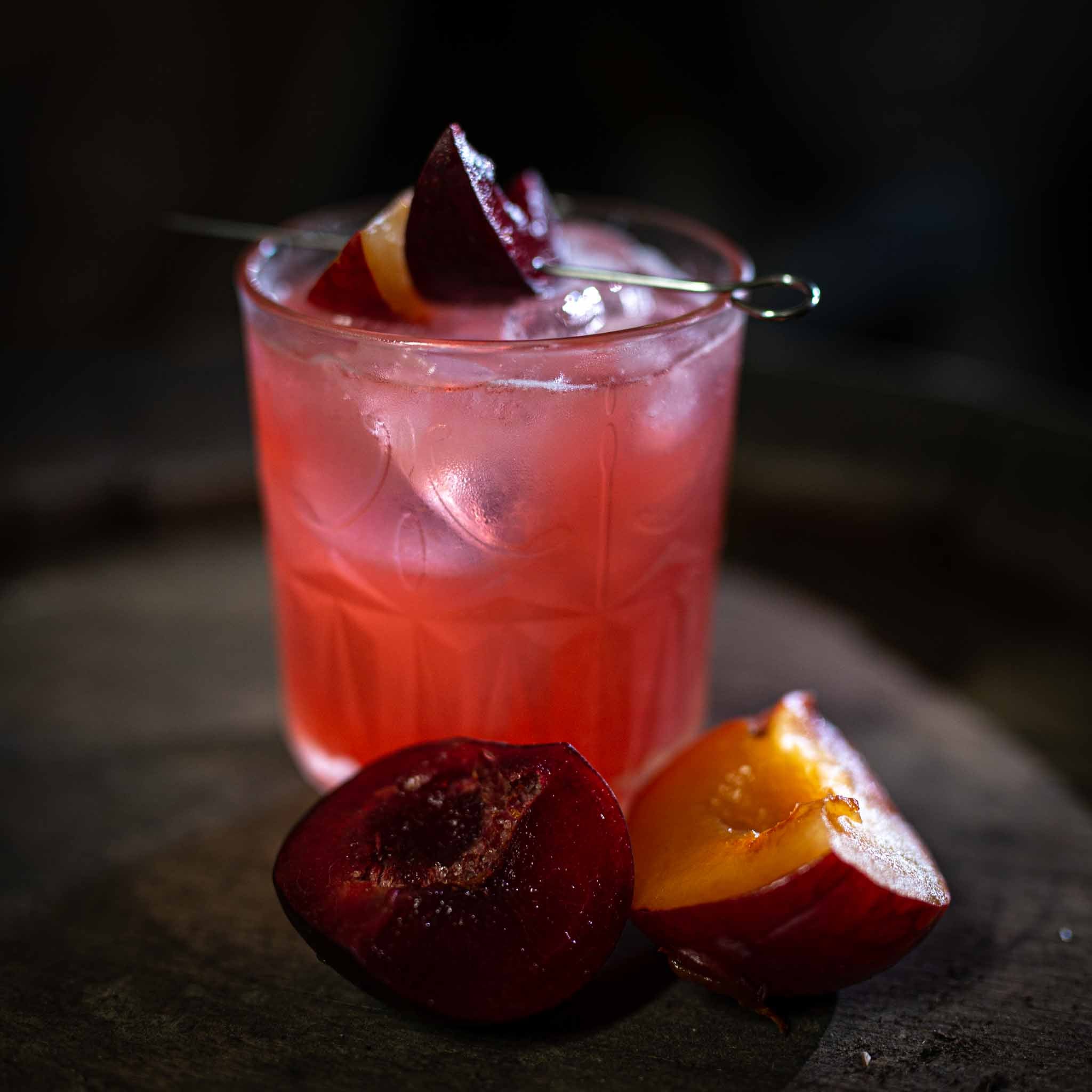 Summer Plum Smash – DEVINE Distillery